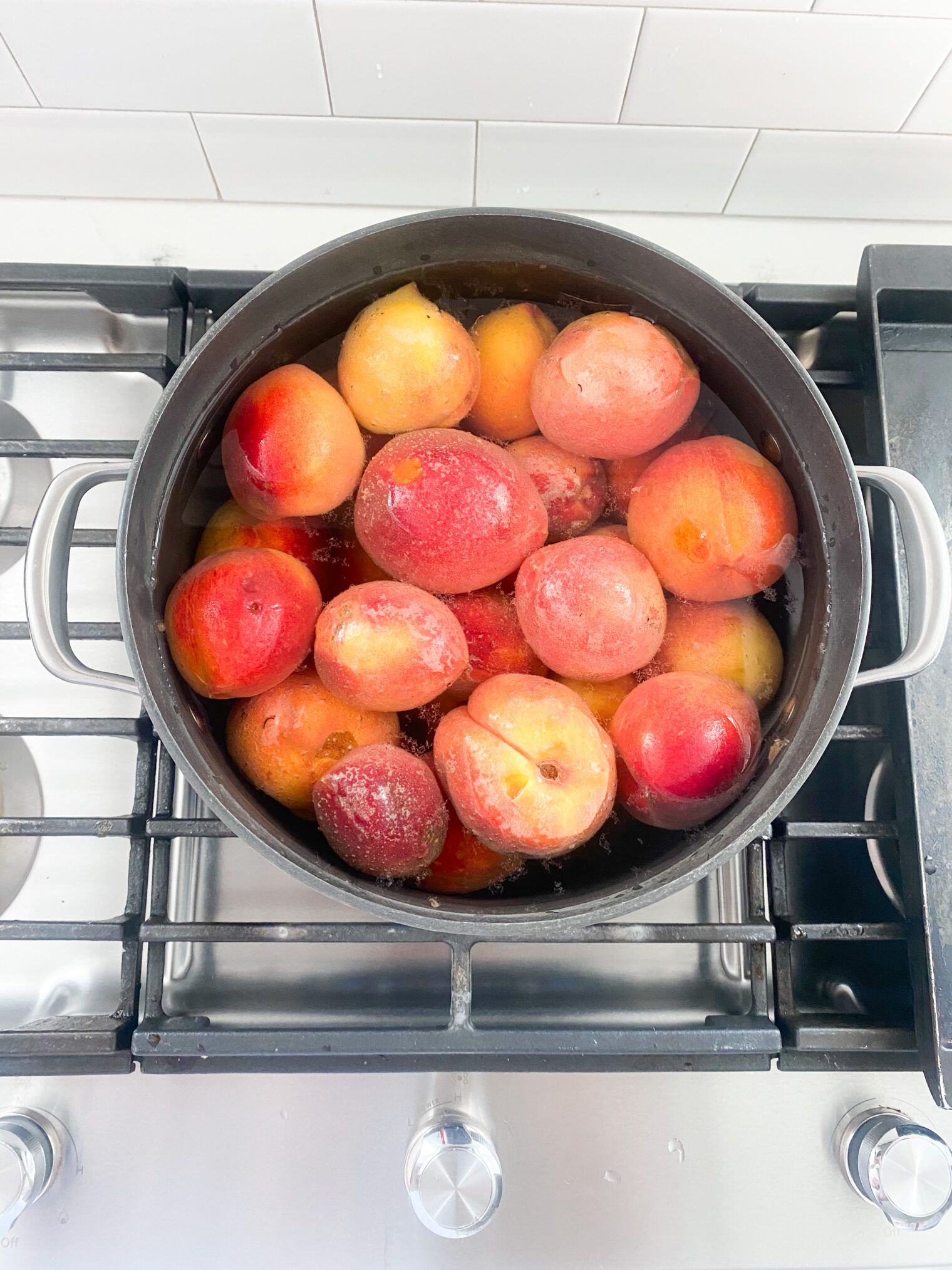 How to Blanch Peaches