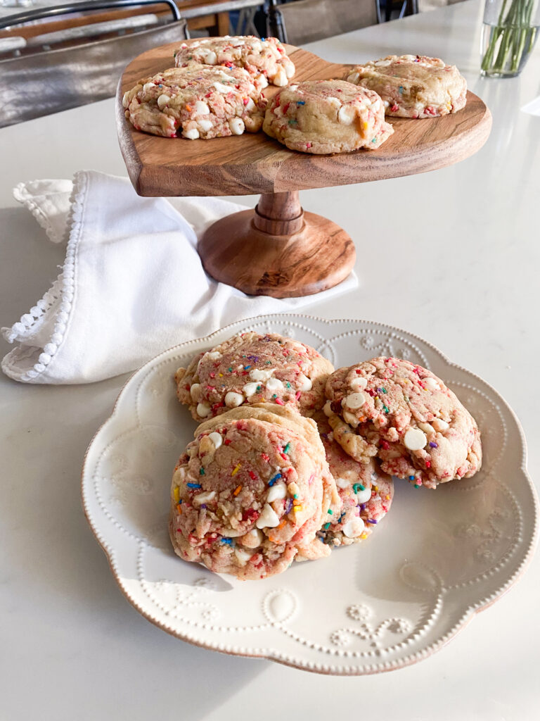 Strawberries & Cream Cookies