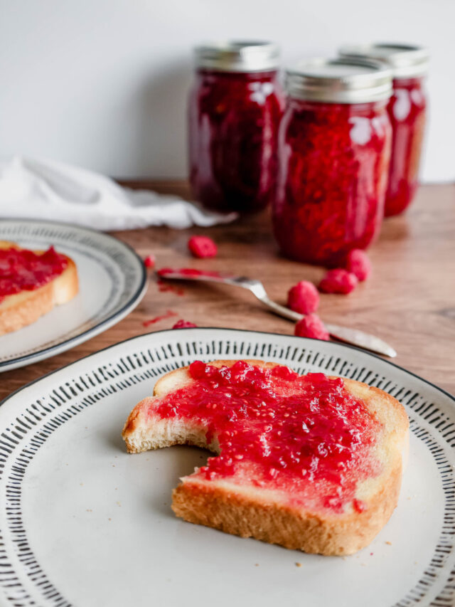 Easy Raspberry Jam Recipe
