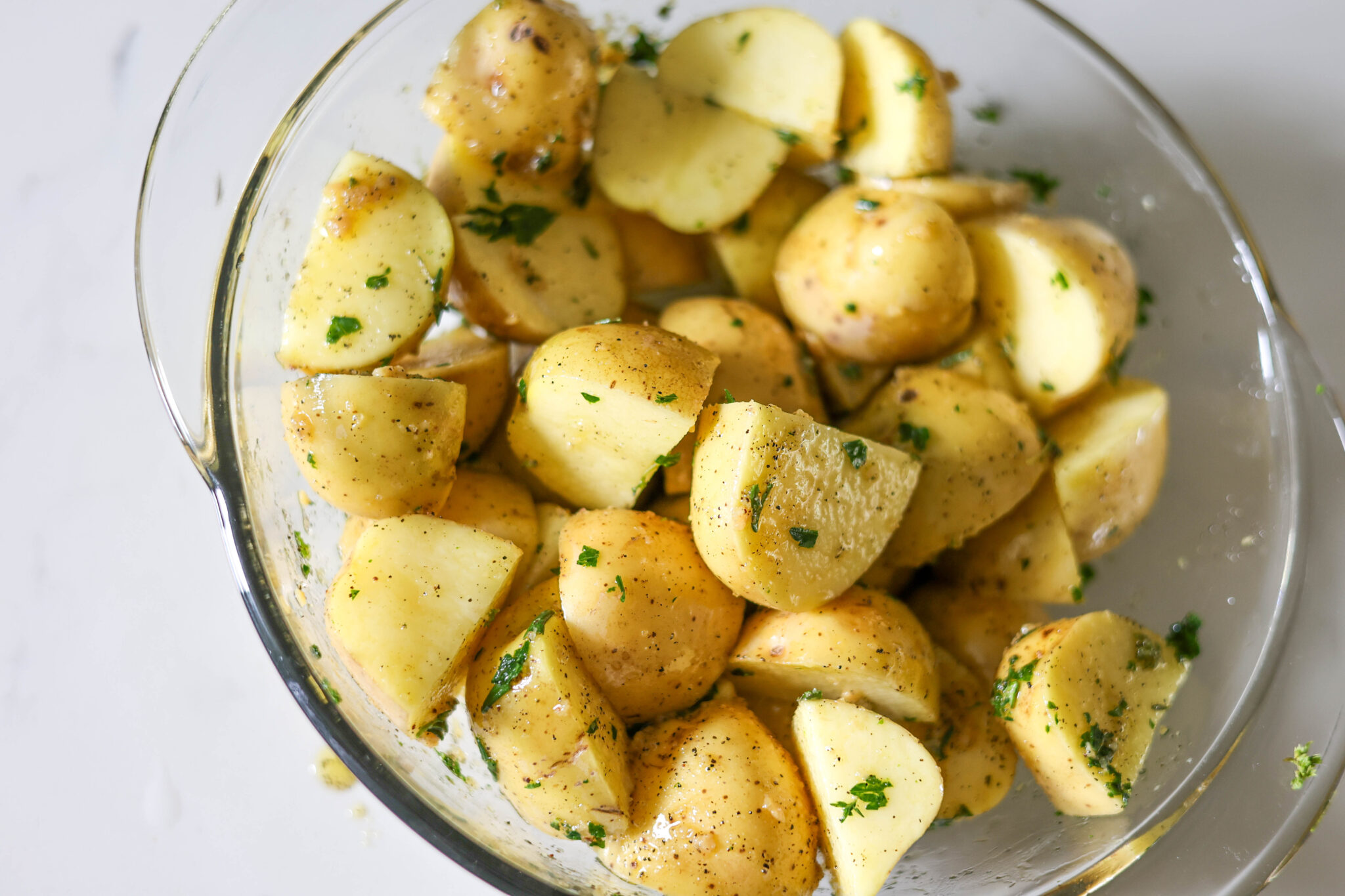 Easy Oven-Roasted Garlic Herb Potatoes