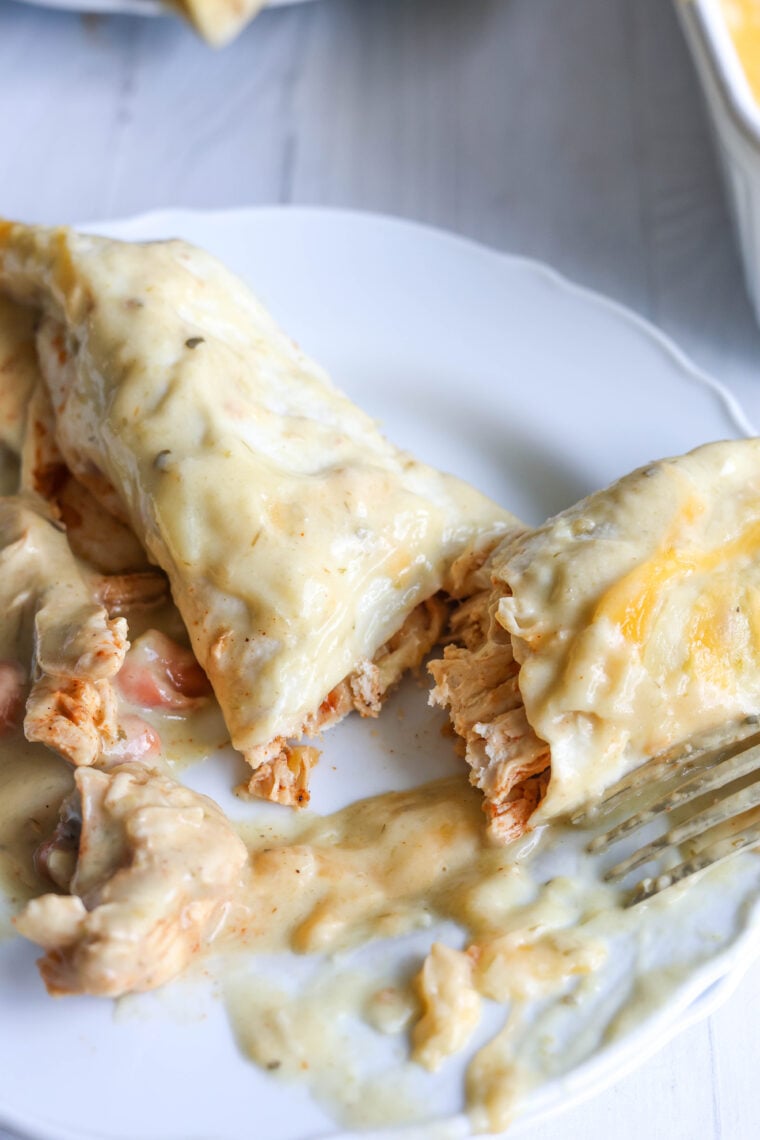 Simple Chicken Enchiladas with Creamy Green Sauce